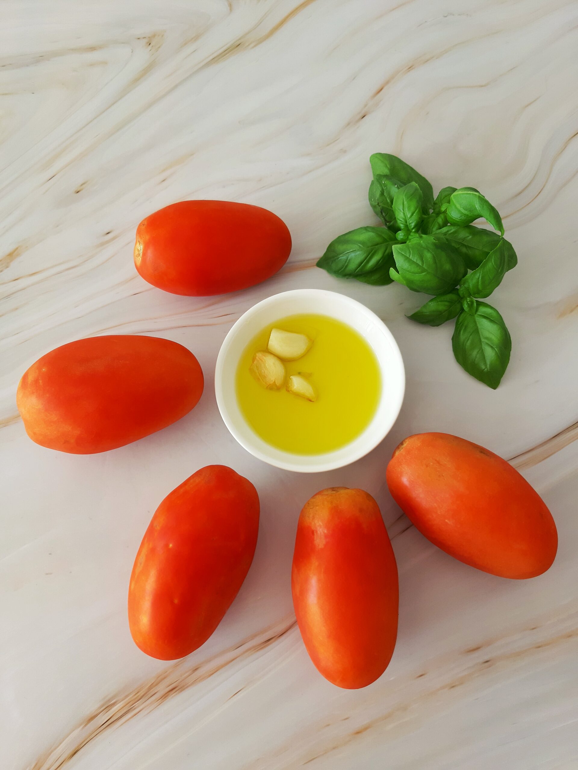 Cold Tomato & Basil Pasta sauce - the-balanced-plate