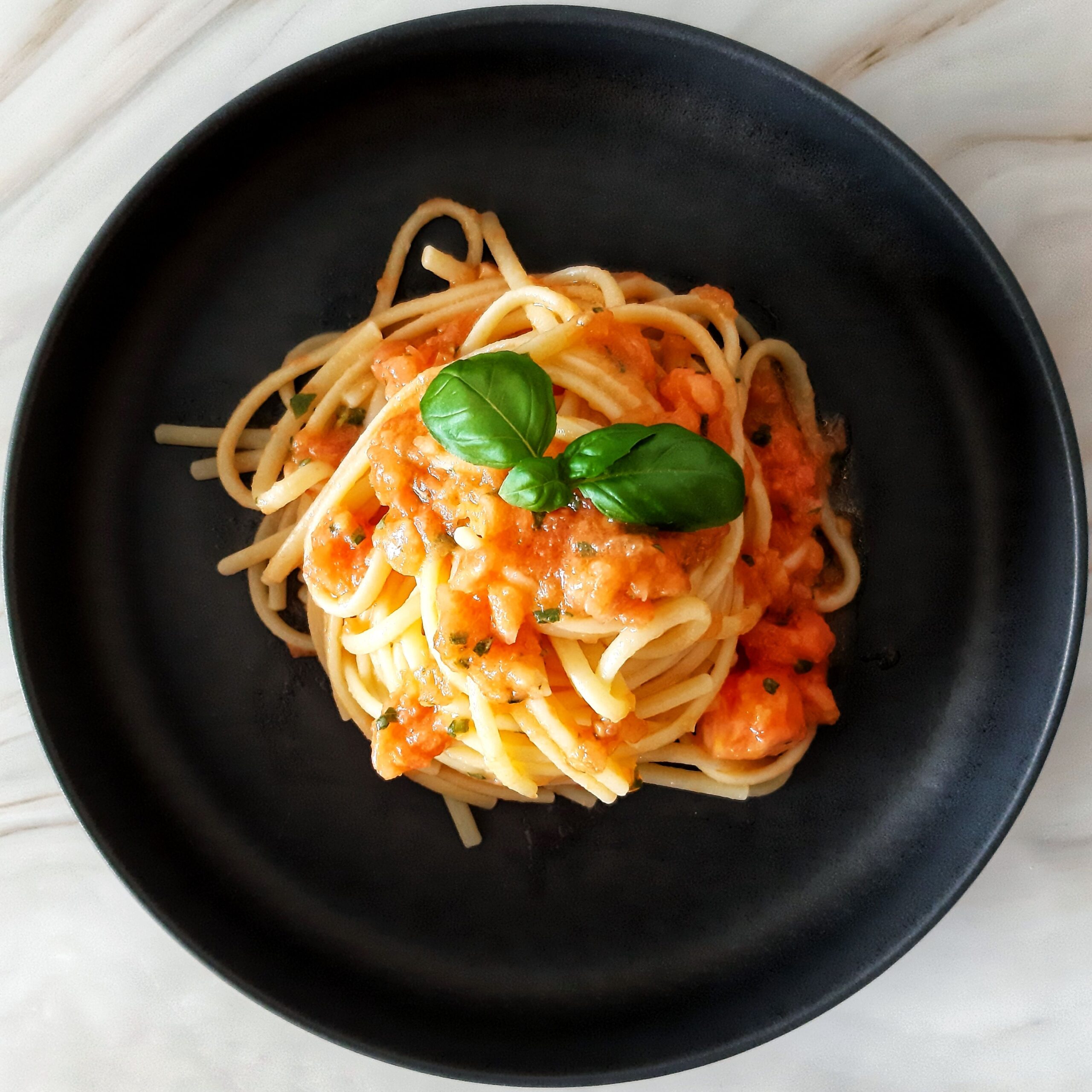 Cold Tomato & Basil Pasta sauce - the-balanced-plate