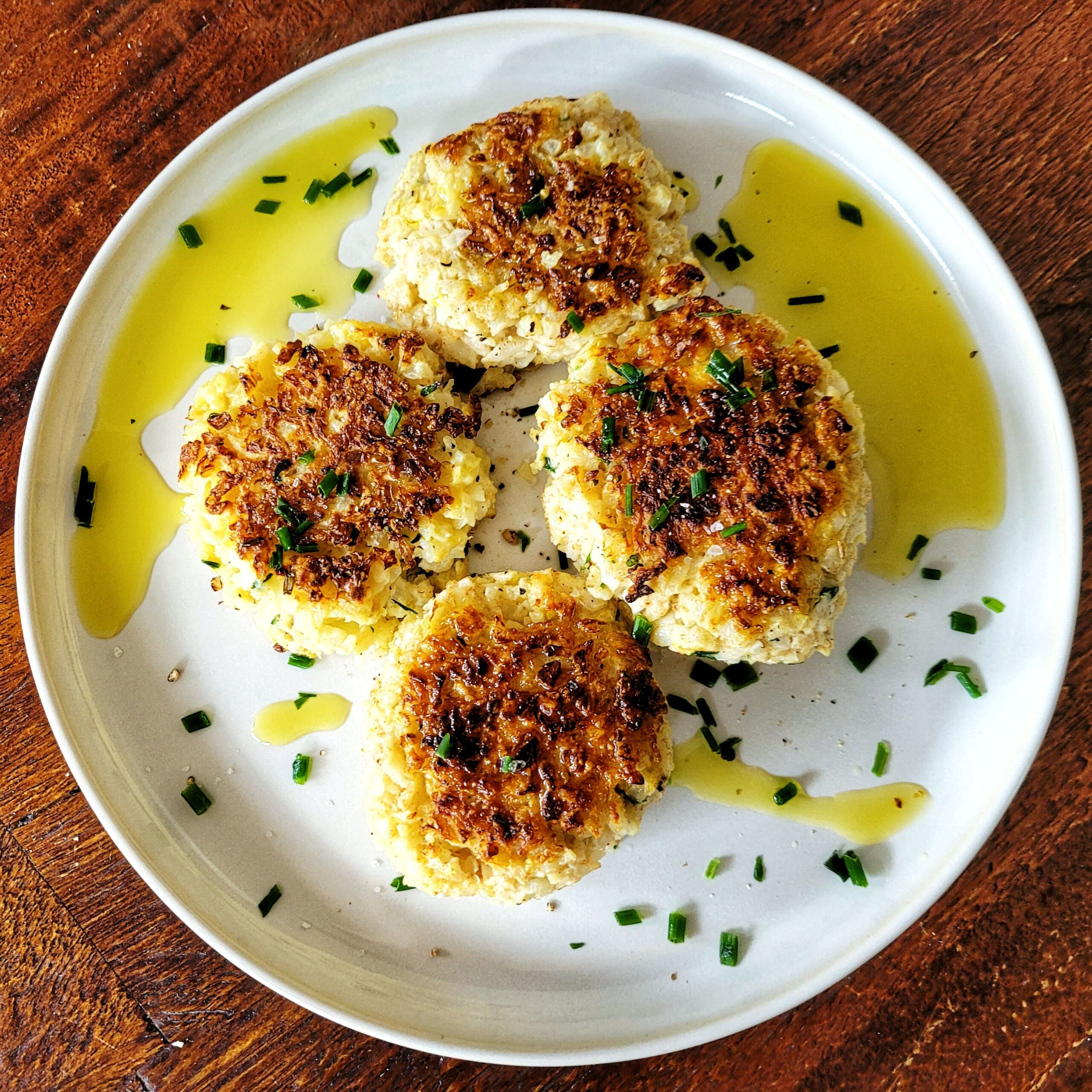 Quick & Light Mini Cauliflower Cakes - the-balanced-plate